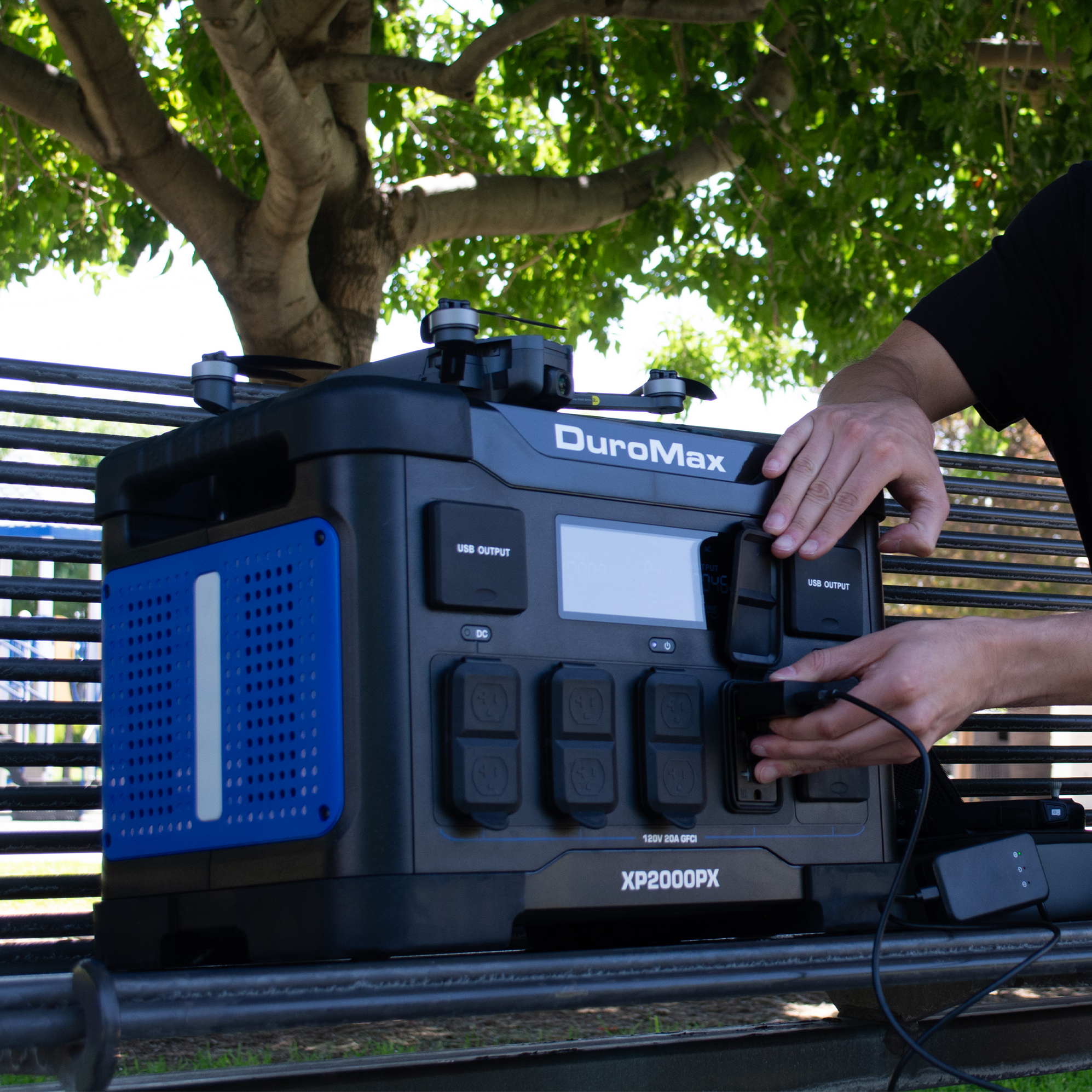 DuroMax XP2000PX 2000 Watt 1843 Wh LiFePO4 Portable Battery Backup ...